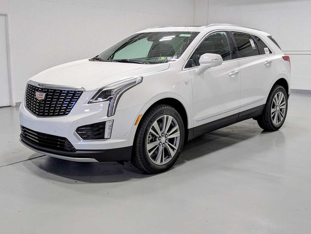 New 2025 Cadillac XT5 Premium Luxury in Crystal White Tricoat | Greensburg, PA | #C01164