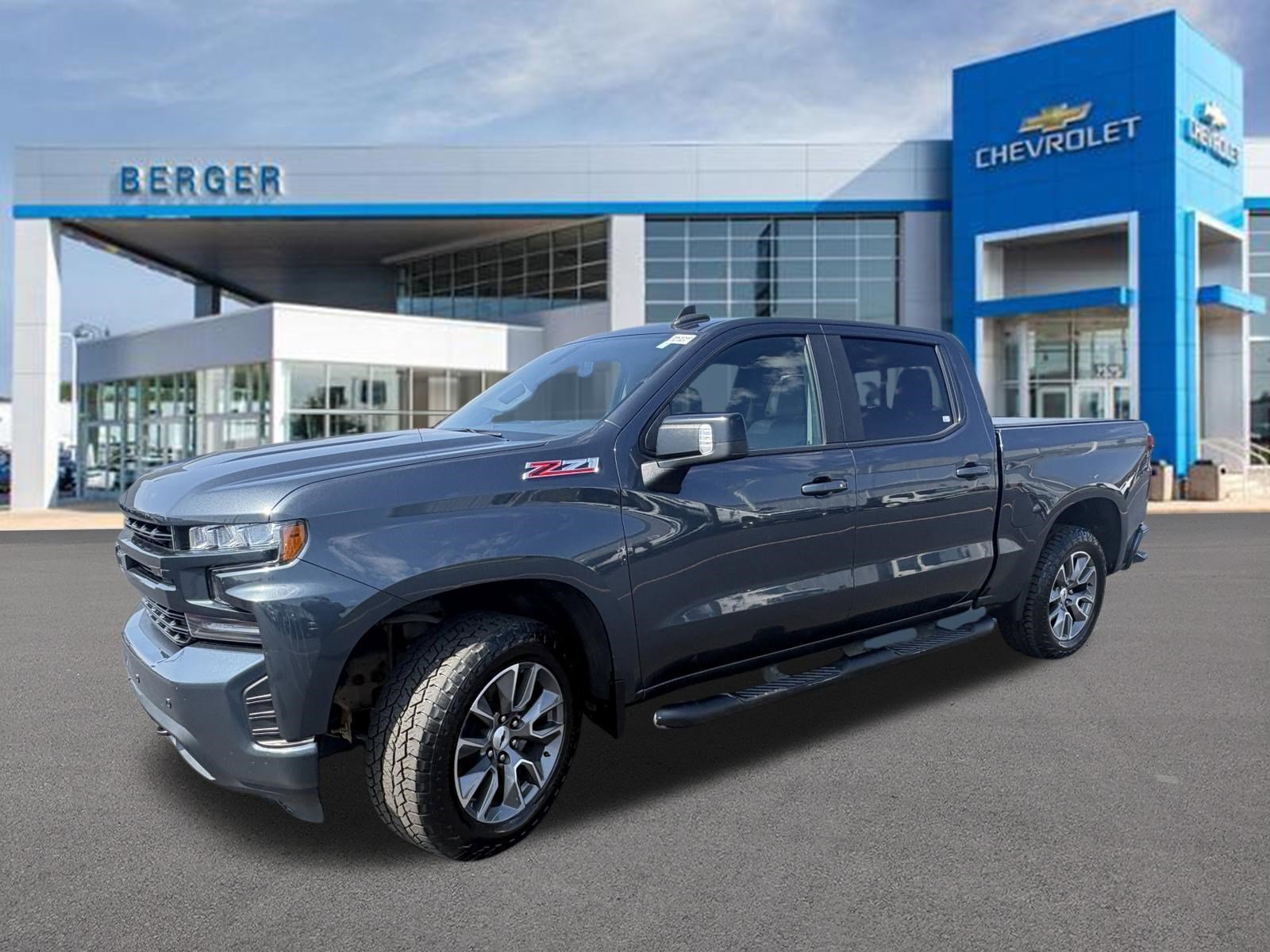 Pre-Owned 2020 Chevrolet Silverado 1500 RST Crew Cab in Grand Rapids ...