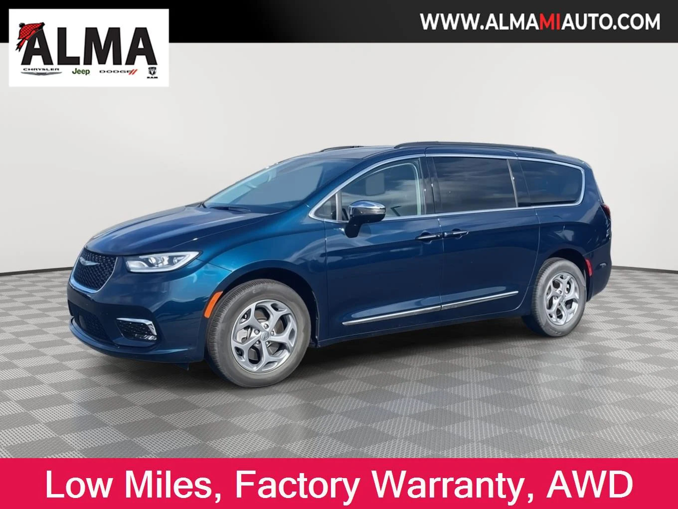 Pre-Owned 2023 Chrysler Pacifica Limited Passenger Van for Sale in Alma ...