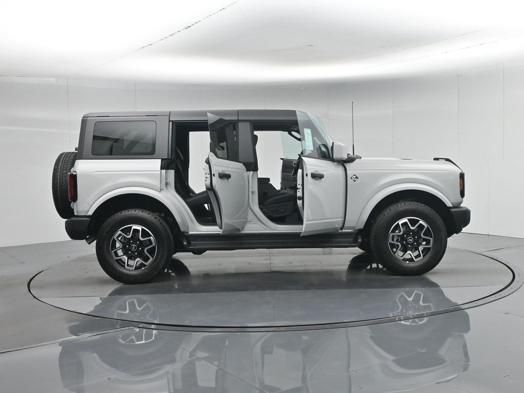 New 2026 Ford Bronco Outer Banks 4 Door in Buena Park #B262720 | Ken ...