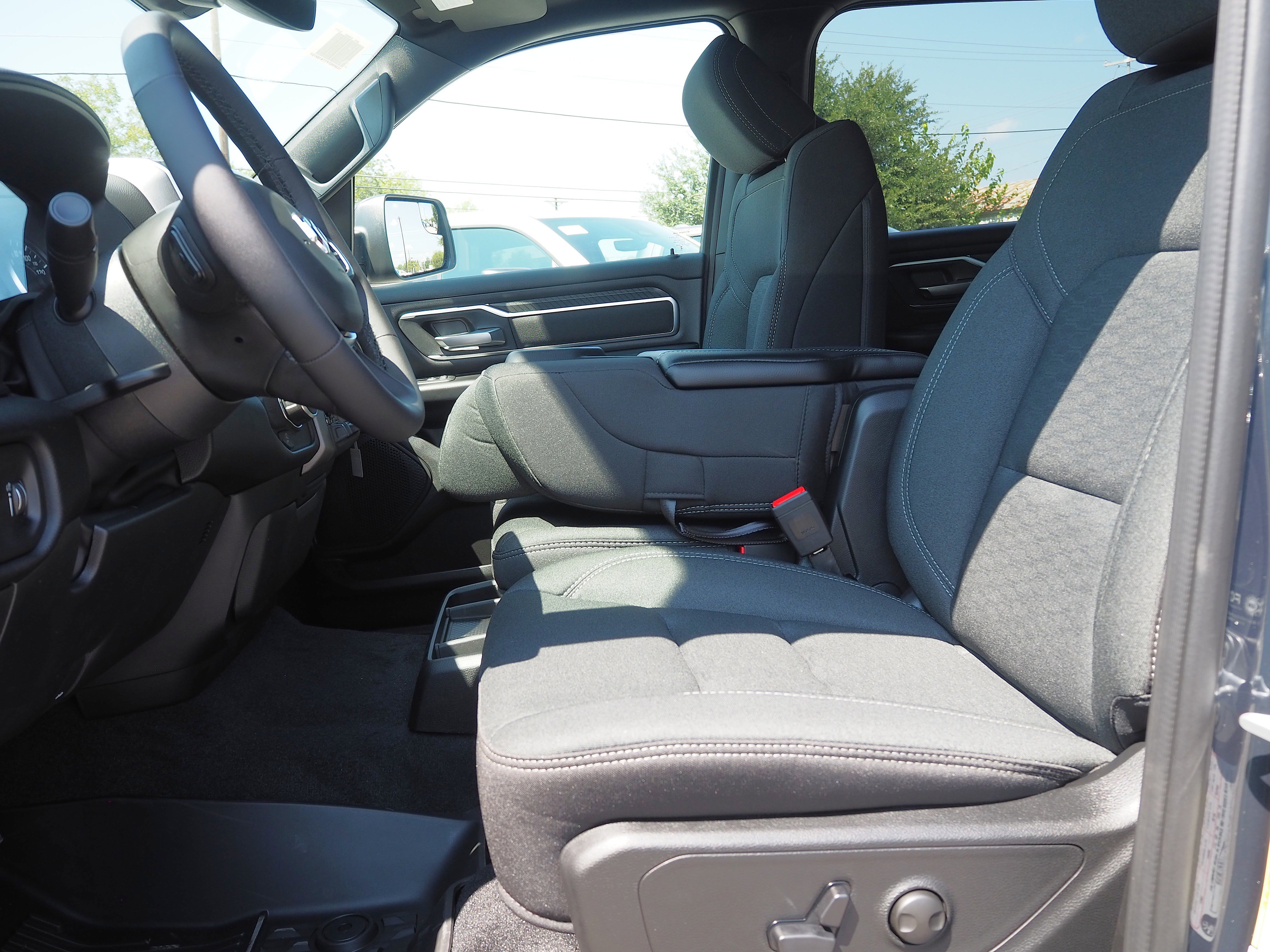 New 2026 RAM 1500 Big Horn Crew Cab in New Braunfels #TN184124 ...