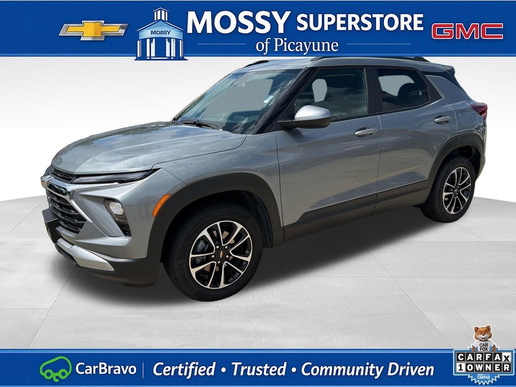2025 Chevrolet Trailblazer LT | CarEdge | CarEdge