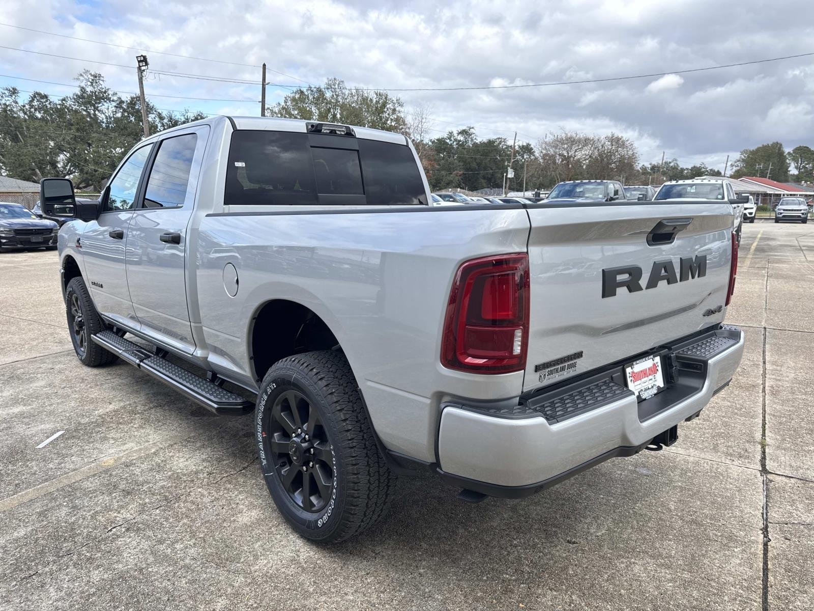 New 2026 RAM 2500 Big Horn Crew Cab in Houma #6T0250 | Southland Dodge