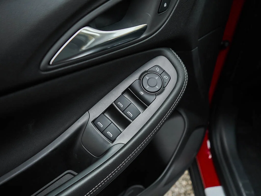 2026 Buick Encore GX Preferred | CarEdge | CarEdge