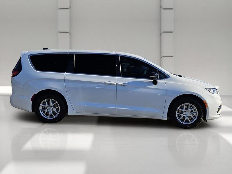 New 2026 Chrysler Pacifica SELECT FWD Passenger Van in Avon Park ...