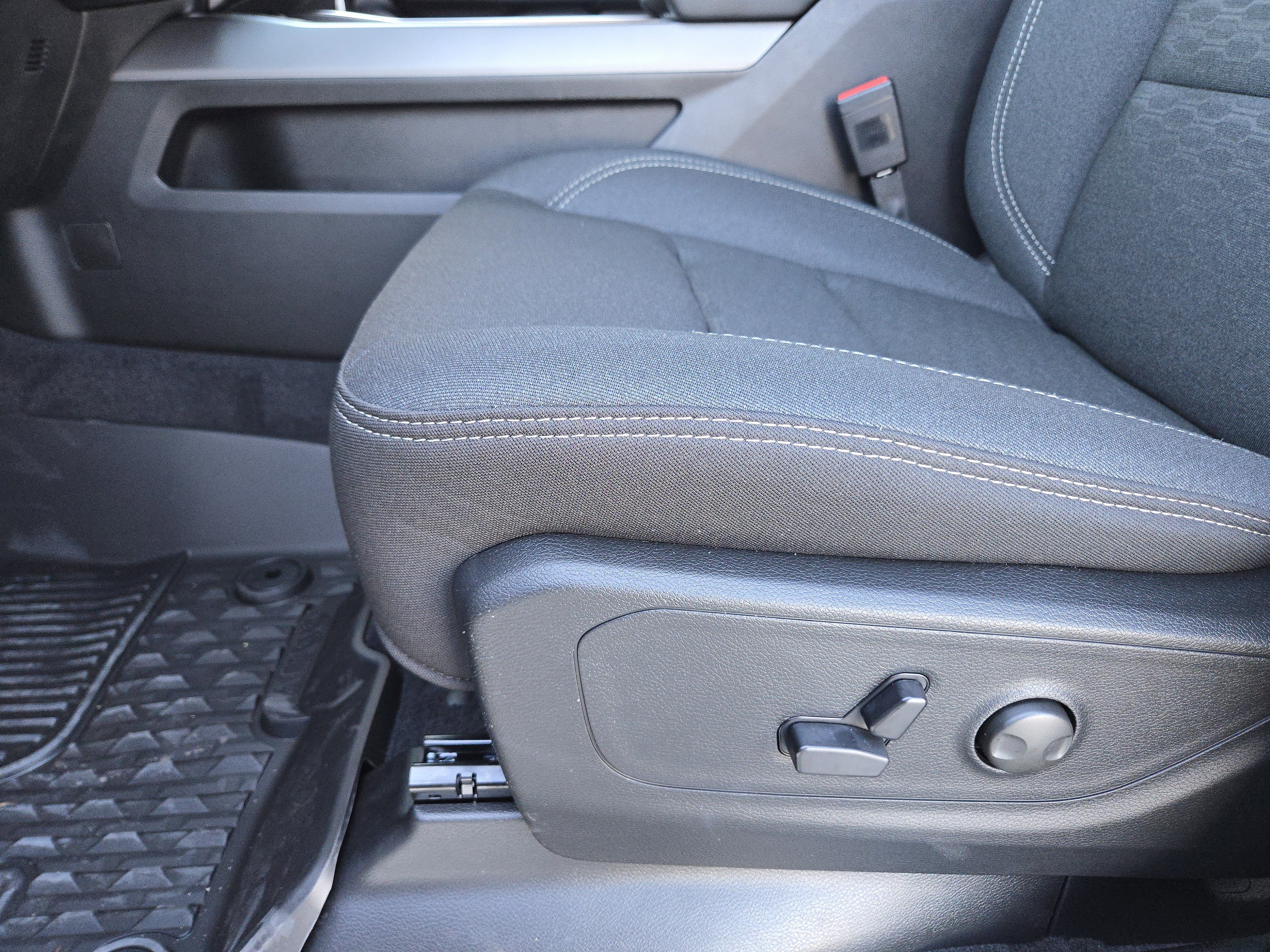 New 2026 RAM 1500 Big Horn Crew Cab in Decatur #TN217666 | Klement ...