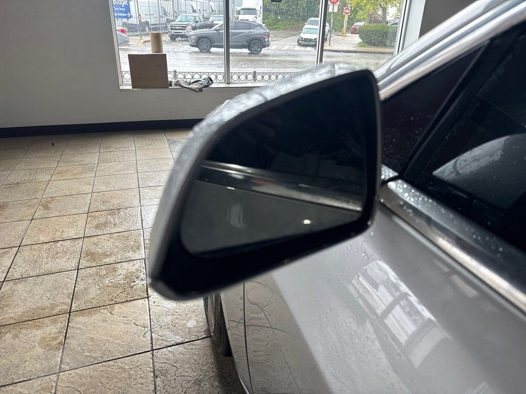 Sale: 2018 Tesla Model 3 5YJ3E1EA5JF061384