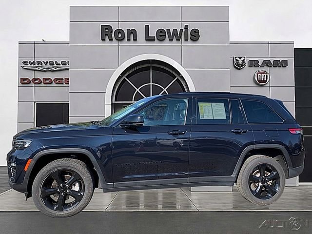 Pre-Owned 2024 Jeep Grand Cherokee Limited 4D Sport Utility in ...