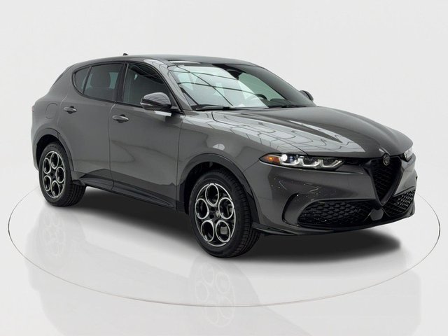 Spannende Alfa Romeo Sport Utility Vehicle Ebenbildnull