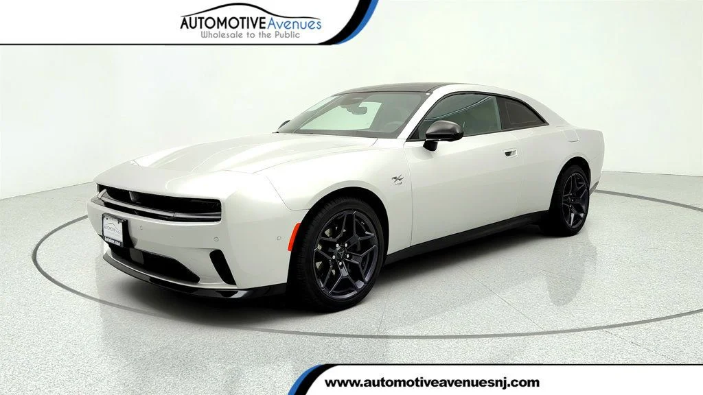 Used 2024 Dodge Charger Daytona R/T AWD w/ Plus Group, Sun & Sound Pkg ...