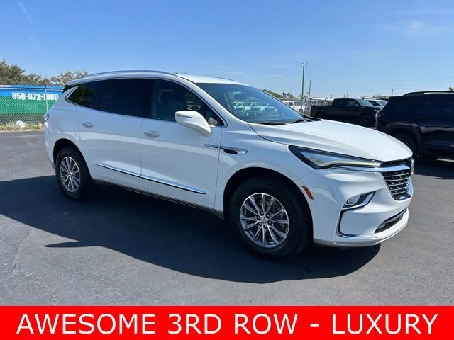 Used 2023 Buick Enclave Essence SUV near Sarasota #33135 | Cox Chevrolet