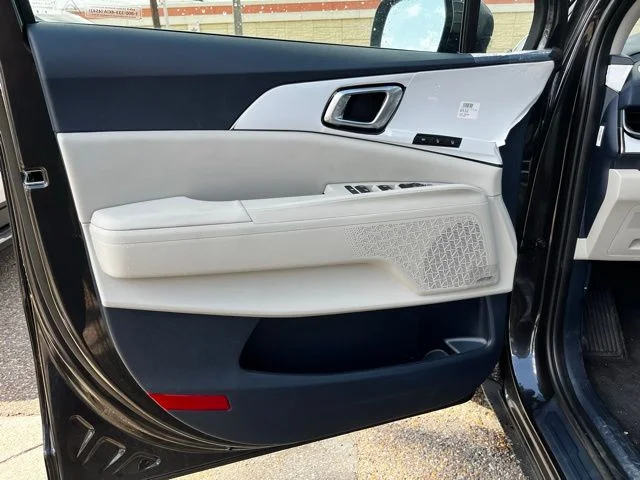 2026 Kia Carnival SX Prestige | CarEdge | CarEdge