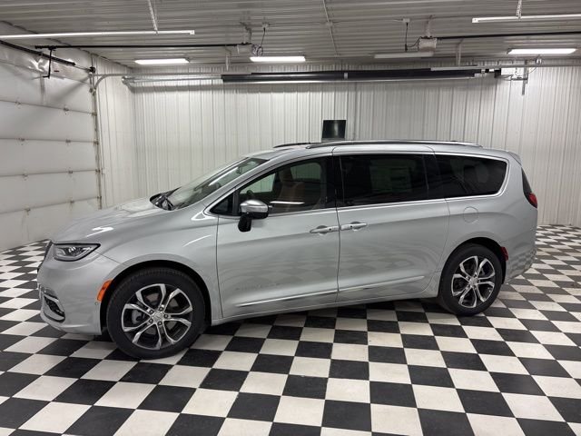 New 2026 Chrysler Pacifica Pinnacle for Sale in Gurnee, IL #R40877 ...