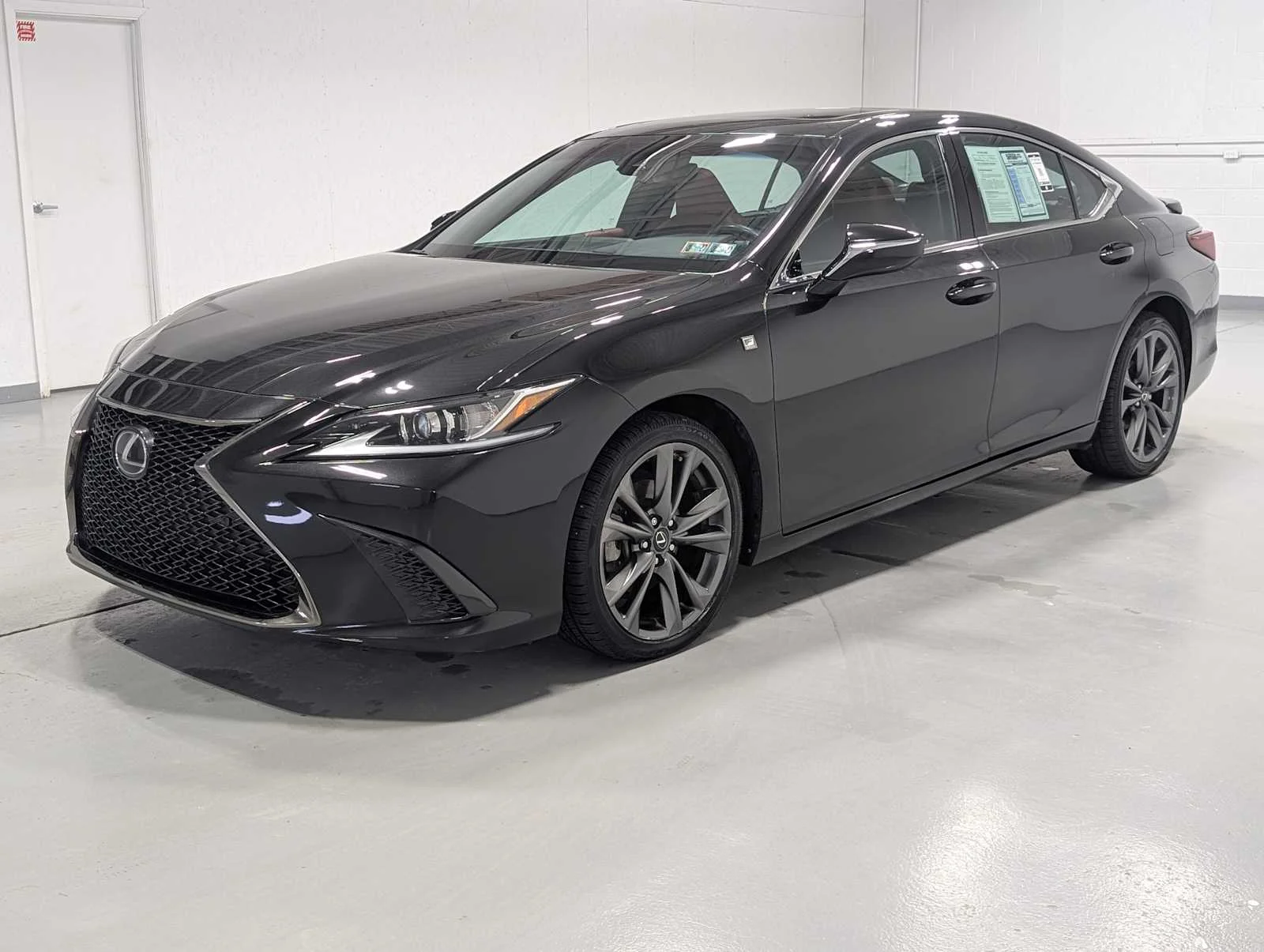Pre-Owned 2021 Lexus ES 250 F SPORT in Caviar | Greensburg, PA | #A82734R