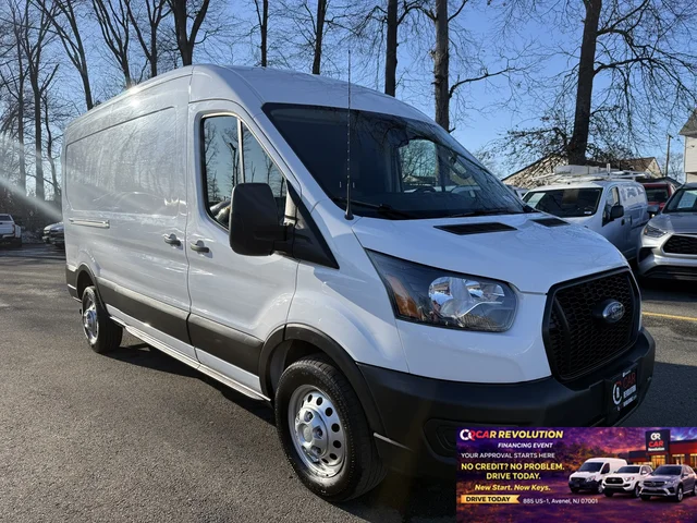 Pre-Owned 2023 Ford Transit-250 Cargo Van T-250 148” MR Minivan/Van in ...