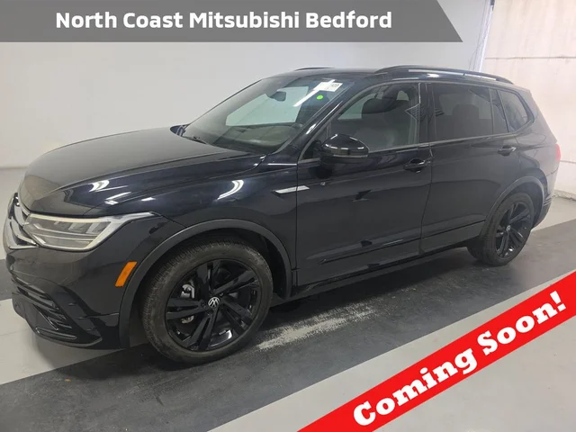 Pre-Owned 2023 Volkswagen Tiguan 2.0T SE R-Line Black for sale in ...